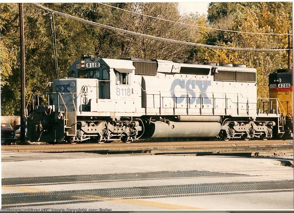 CSX 8118